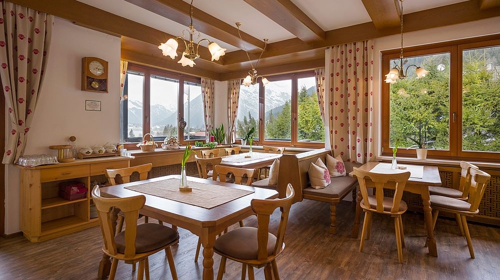 Herzlich Willkommen im Haus Rofangarten in Maurach am Achensee ...